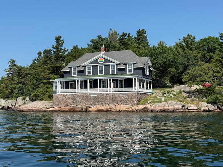 The Bluffs At Bluff Island - Gananoque