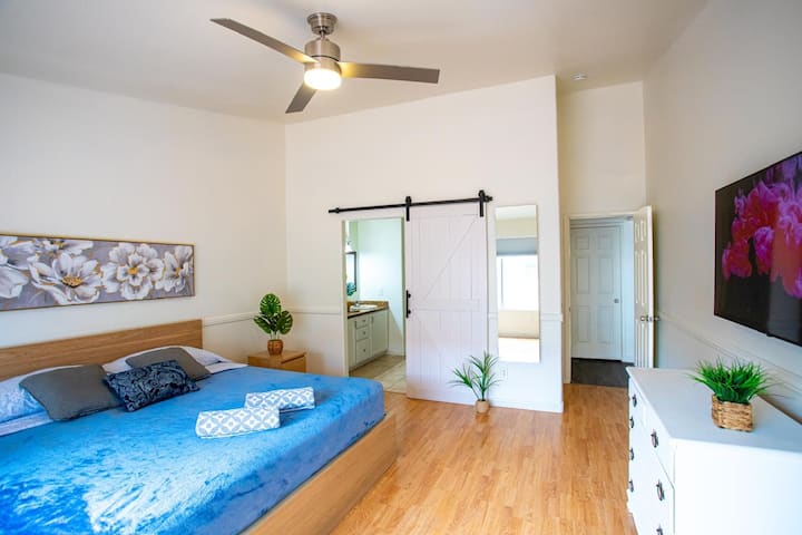 Love Your Stay: Ev Charger, Foosball, Pet-friendly - North Las Vegas, NV