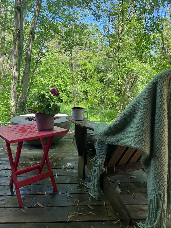 Nature At Your Door! - Newcastle, ON, Canada