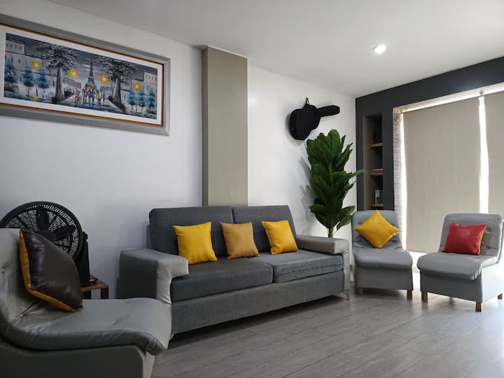 Estadía Palmira,  Apart.120m2, 2 Piso, 4 Hab. 3tv. - Chiclayo