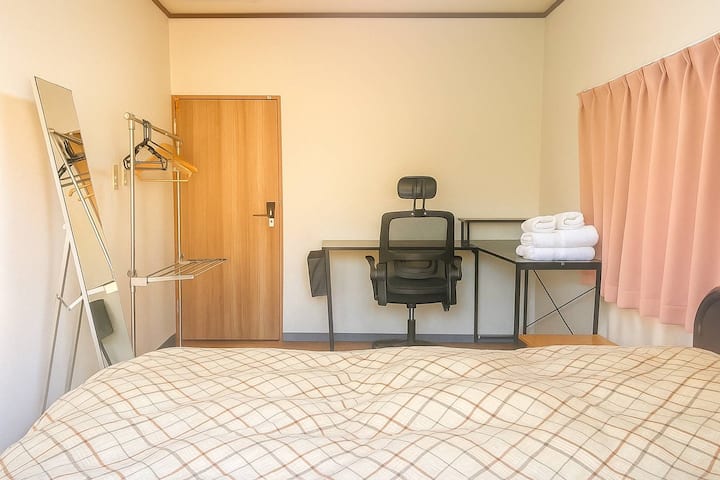 シェアハウスの鍵付き個室/新宿まで25分/自然豊かな緑地の隣/ペット相談可/202 - Tama