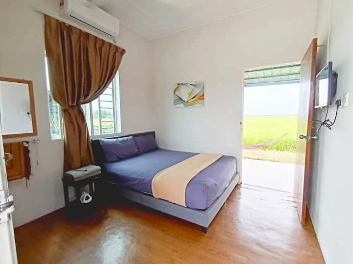 Paddy Field View Studio Room 1 - Sabak Bernam