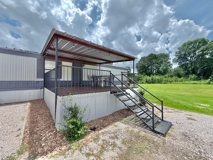 Clover Place - Round Top, TX