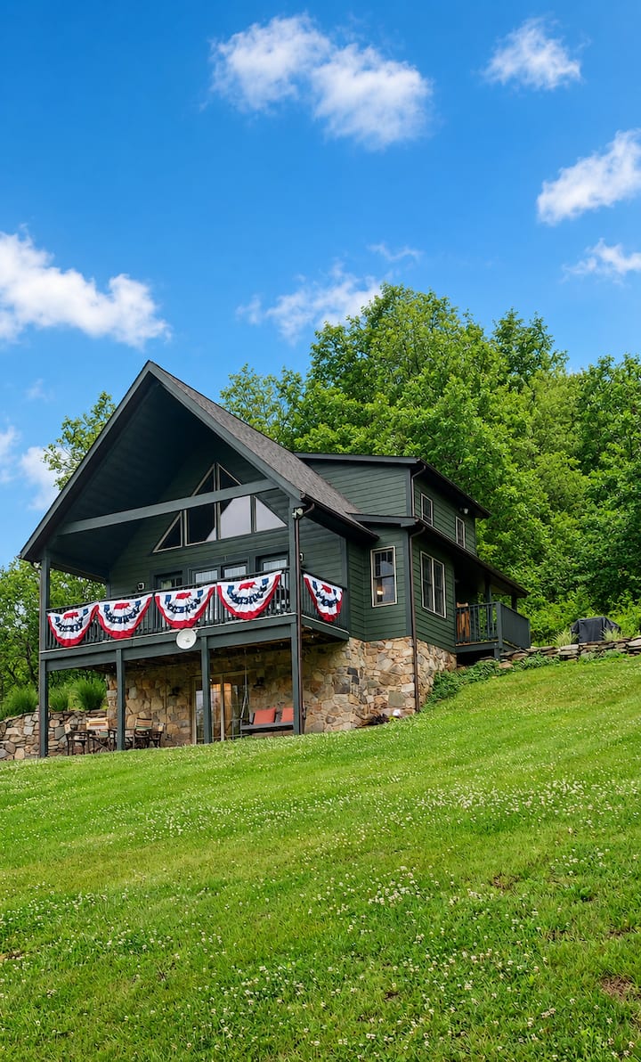 Chalet At Harpers Ferry For Family Gatherings - Harpers Ferry, WV