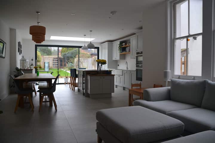 Large Family Home In St. Albans - St Albans