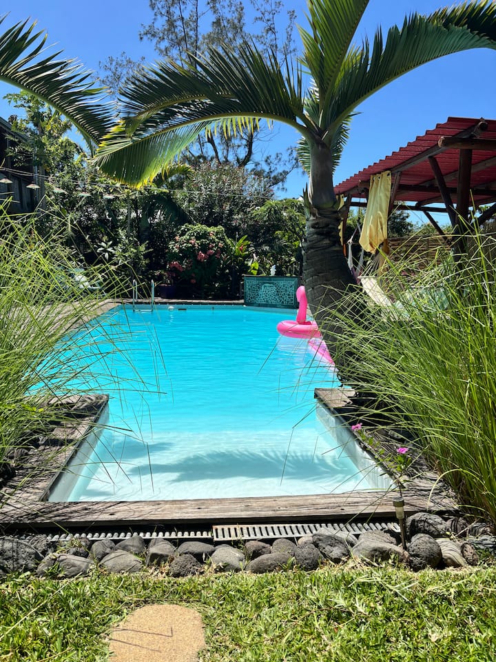 Bungalow/grande Chambre Avec Jacuzzi Privatif - Réunion