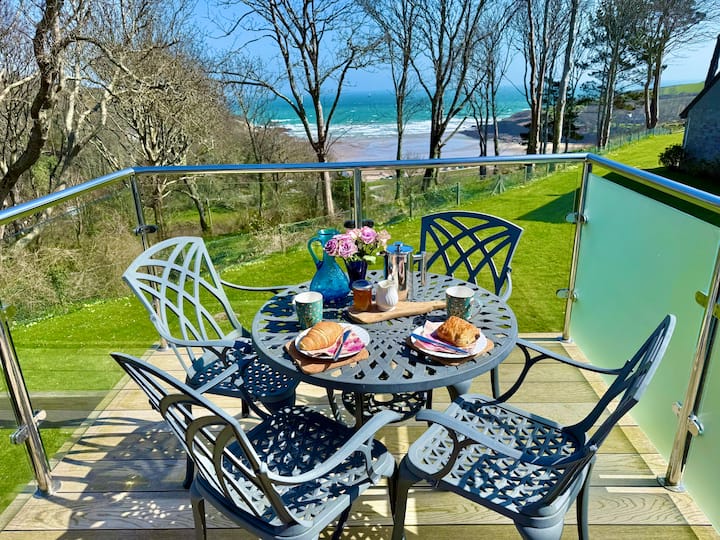 Cornwall Beach Views With Indoor Pool And Tennis - Falmouth