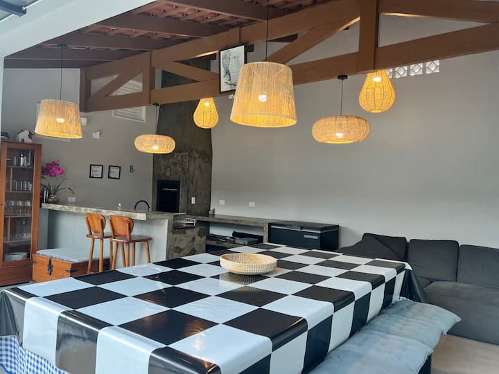 Piscina, Churrasco, Sinuca E Praia Calma - Paranaguá