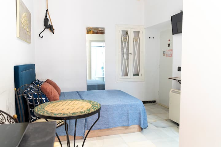 Pequeño Estudio Para 2. Sevilla Centro - Seville, Spain