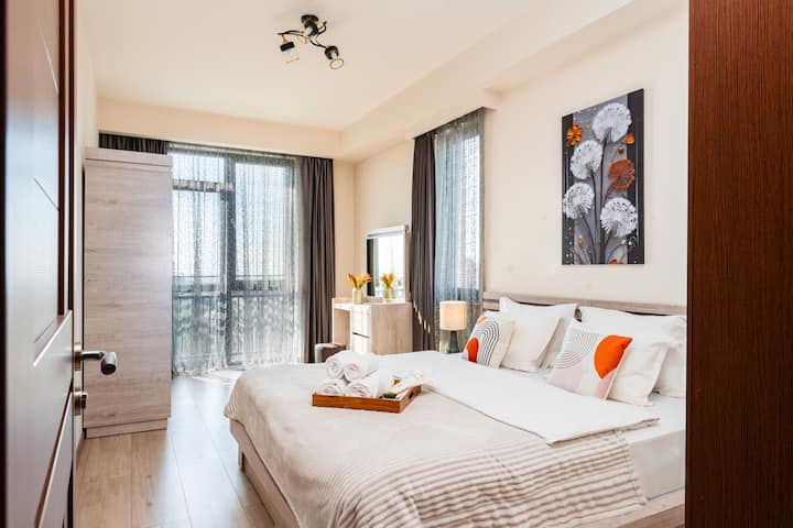 Peaceful City Corner/balcony/self Check-in/ 16-133 - Yerevan