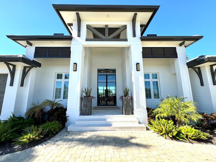 The Heathwood Haus - Marco Island, FL