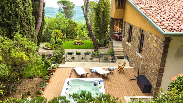 Majestic Florence Villa With Spa, Pool & Views - Fiesole