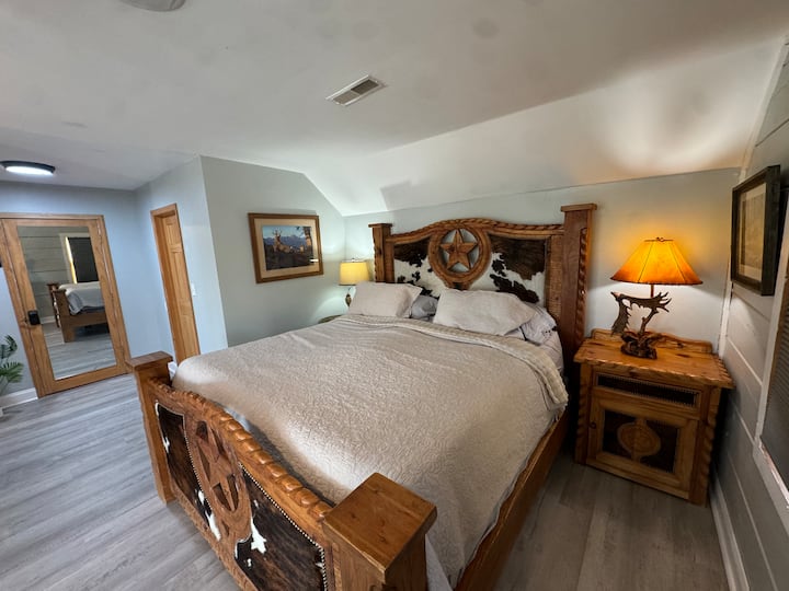 Private Romantic Cabin Studio Close To Nashville - Old Hickory Lake, TN