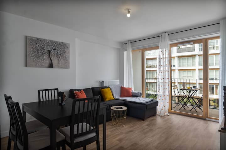 Logement Entier Rueil-malmaison + Parking Sous Sol - Suresnes