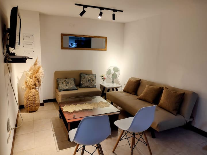 Centrica Casa W/5br En Laureles Close Dt - コロンビー メデジン