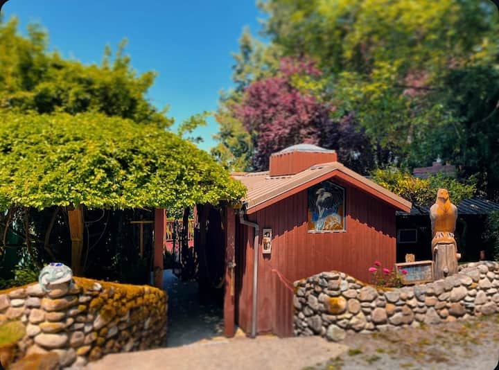 Eagles Nest Cottage - Eastsound, WA