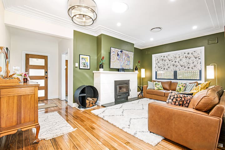 The Armidale House #1 - Armidale