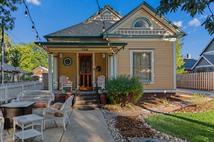 Adorable And Best Location In Fort Collins! - Fort Collins, CO