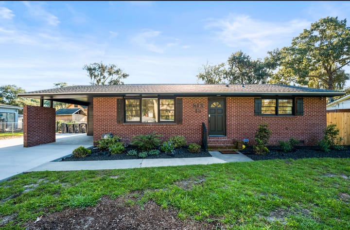 House + 1/1 In-law Suite & Yard | Usmc Families - Beaufort, SC