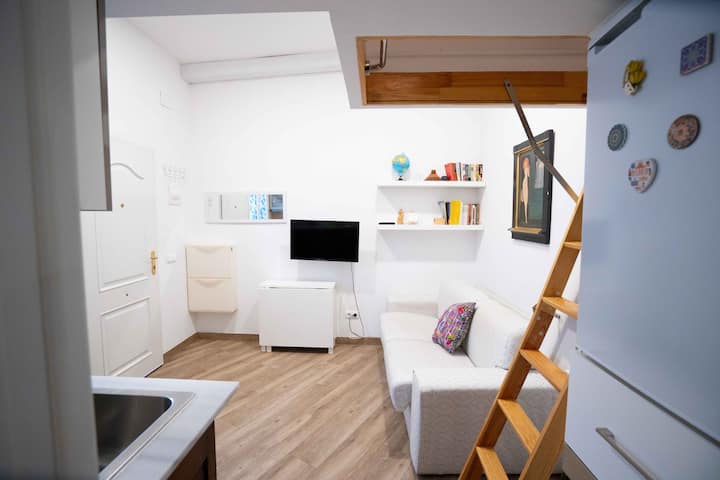 Minicasa Independiente En Jardín - Madrid