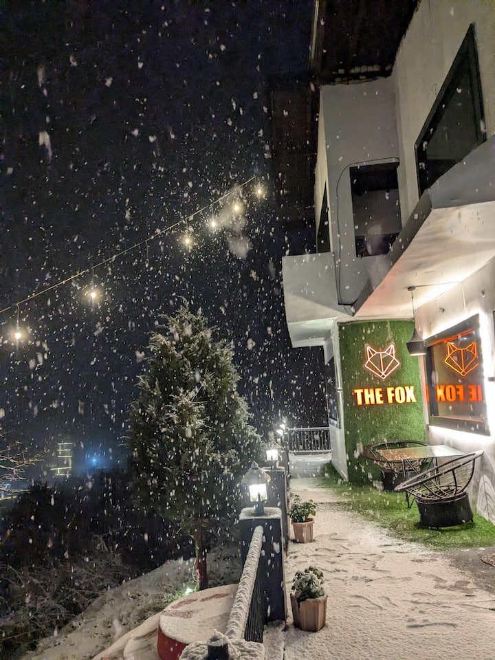 The Fox Retreat- 5 Bedrooms/ Free Breakfast - Mukteshwar