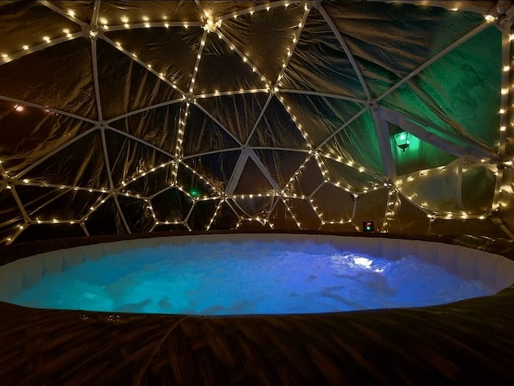 Heated Whirlpool In Villa Near Airport Fco Rome - Italy