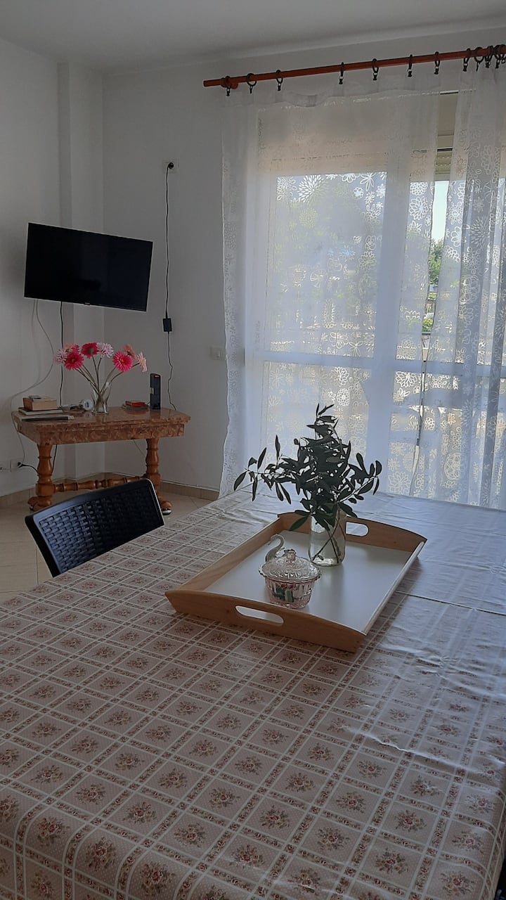 Apartment With Spacious Terrace In Durres, Albania - Durres