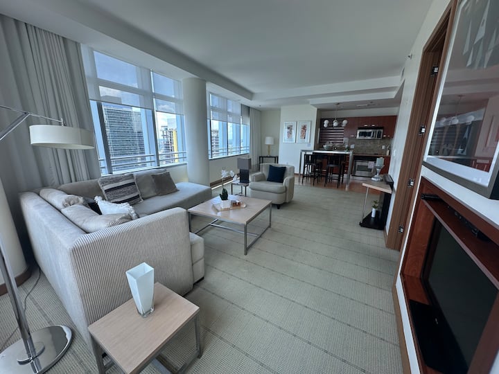 Panoramic Bay Views,  Landmark Brickell Condo - Miami