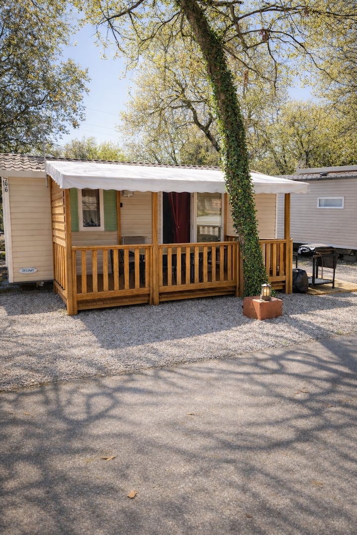 Mobil-home 6 Pers Climatisé Avec Piscines - Vallon-Pont-d'Arc