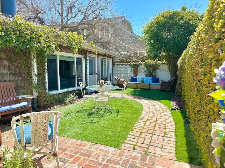 The Costa Cabana: A Southern California Dream - Newport Beach, CA