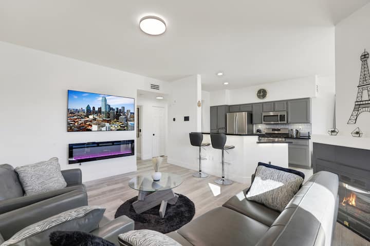 Modern 2br • Pool • ~10 Min To Strip & Summerlin - Las Vegas