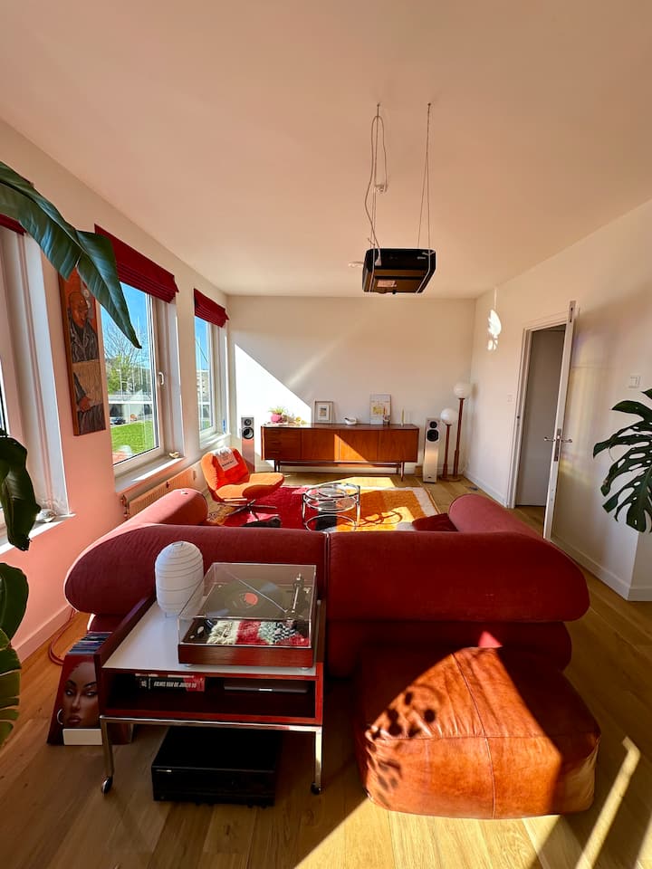 Sunny And Vibrant Amsterdam Home Close To Center - Amsterdam