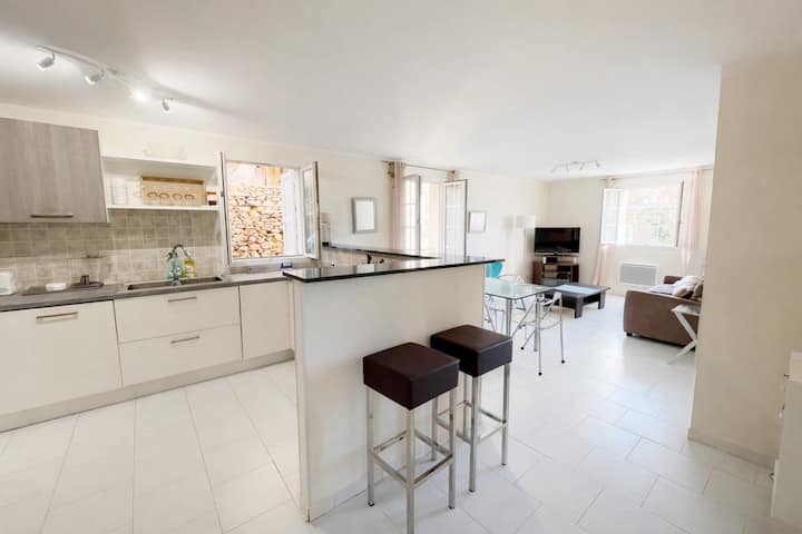 Charmant Appartement Au Pied De La Citadelle - Corte