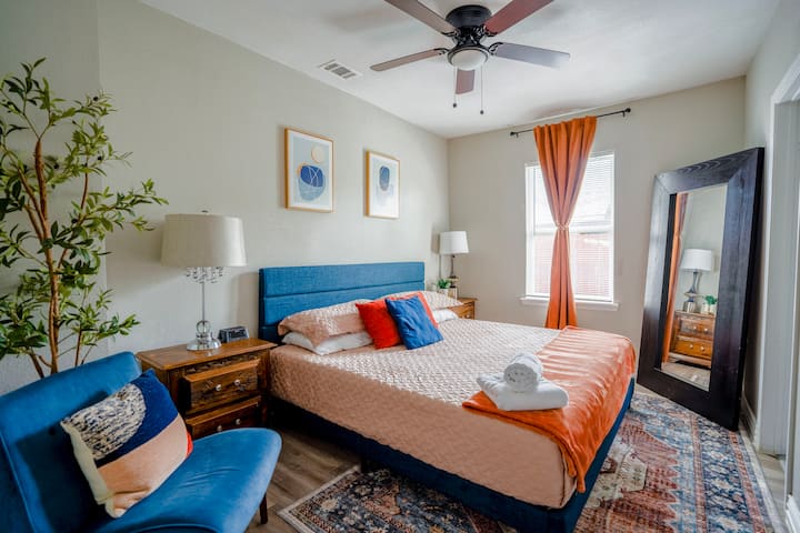 Cozy!kingmastersuite Near Downtown&allcityhotspots - Dallas, TX