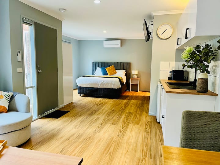 Marengo Beach Studio 2 - Apollo Bay