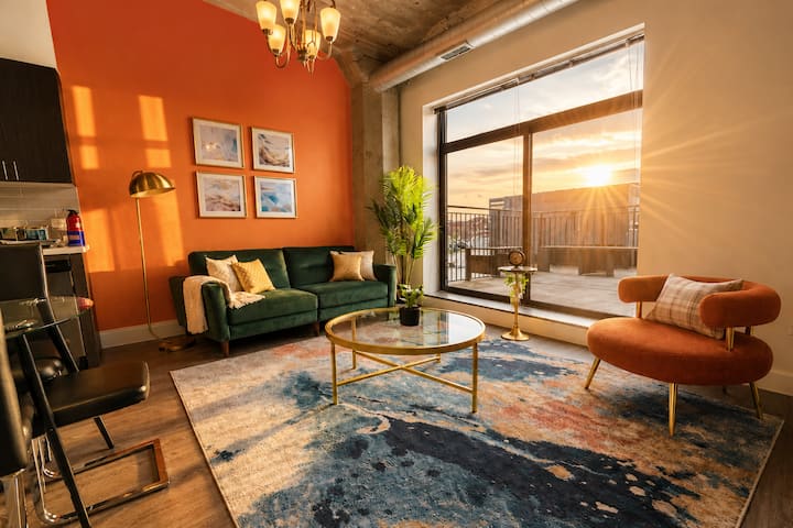 Luxe 2br Near Mccormick| Gym, Patio, Skyline Views - シカゴ