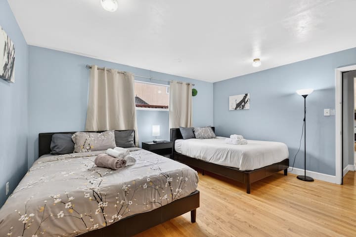 Spacious 2 Queen W Parking! Conveniently Located. - Santa Clara, CA