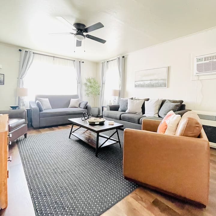 Waterfalls Suites - Dunsmuir, CA