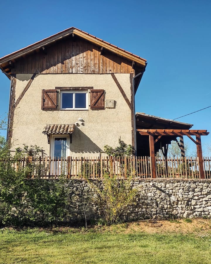 Gîte Spacieux Et Moderne Avec Piscine Partagée - Lot-et-Garonne