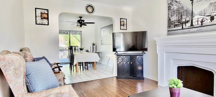 Leslieville Family Retreat 3 Br With Free Parking - Toronto