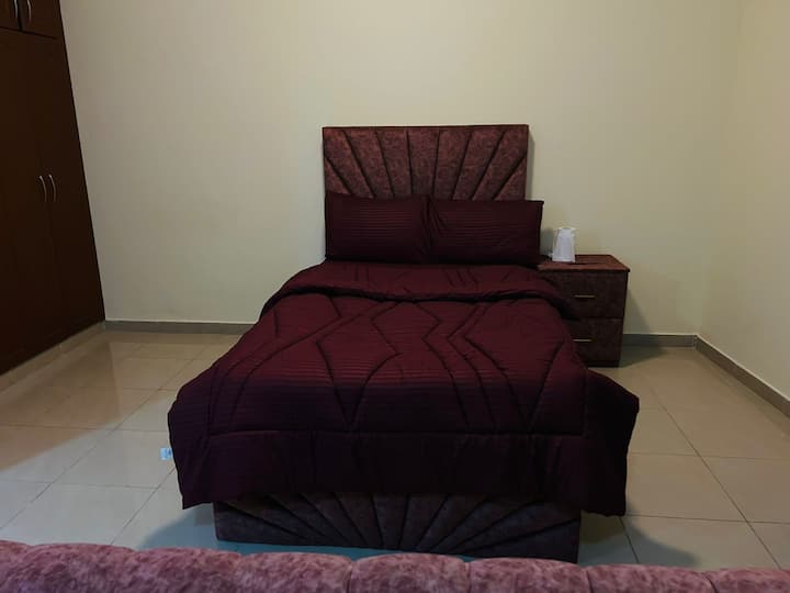Luxury Bedroom Beachfront With Pool, Gym & Jacuzzi - アジュマーン