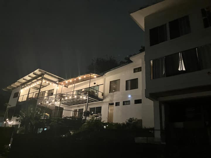 3 Apts, City View, Heated Pool, 25 Min Airport - Costa Rica