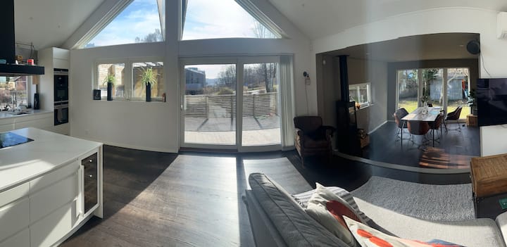 Topprenoverat Hus I Grymt Läge - Mölndal