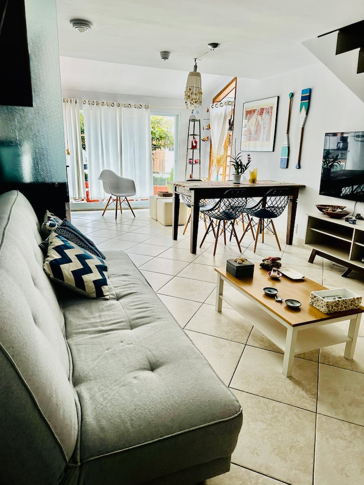 Apartamento Triplex Em Jurerê - Florianópolis