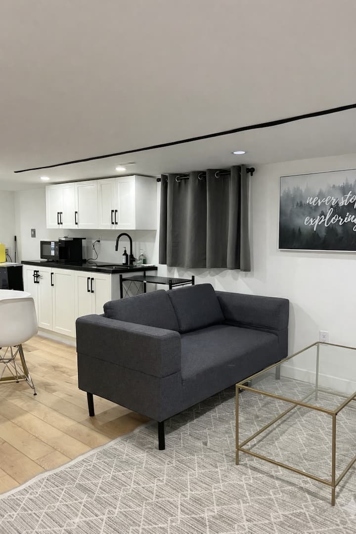 Midtown To Monthly Stay | 3 Min Subway | Wfh Ready - Toronto