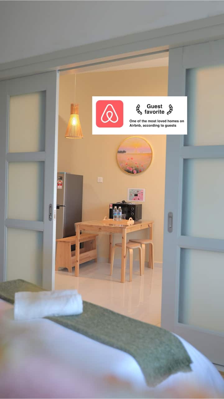 6km Ciq｜beach｜1br 1bath@country Garden Danga Bay - Johor Bahru