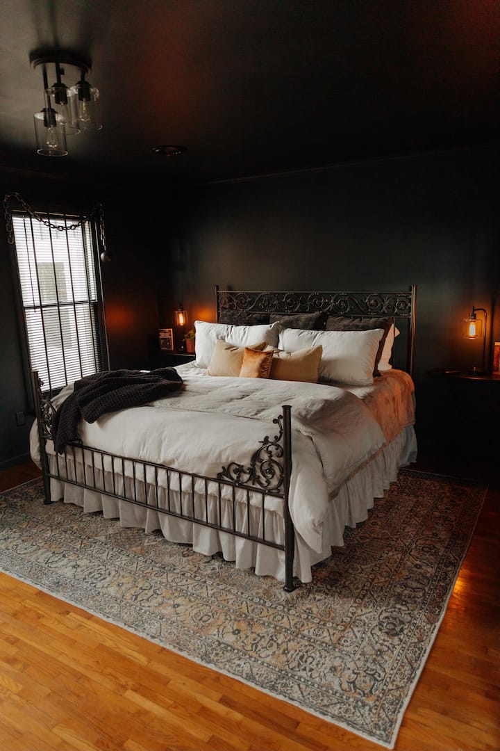 A Romantic Escape!  15 Min. To Osr-mid-ohio Races - Veteran's Park, Shelby