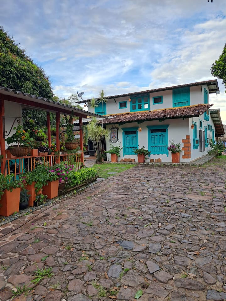 Habitación Familiar "La Oculta" - La Pintada