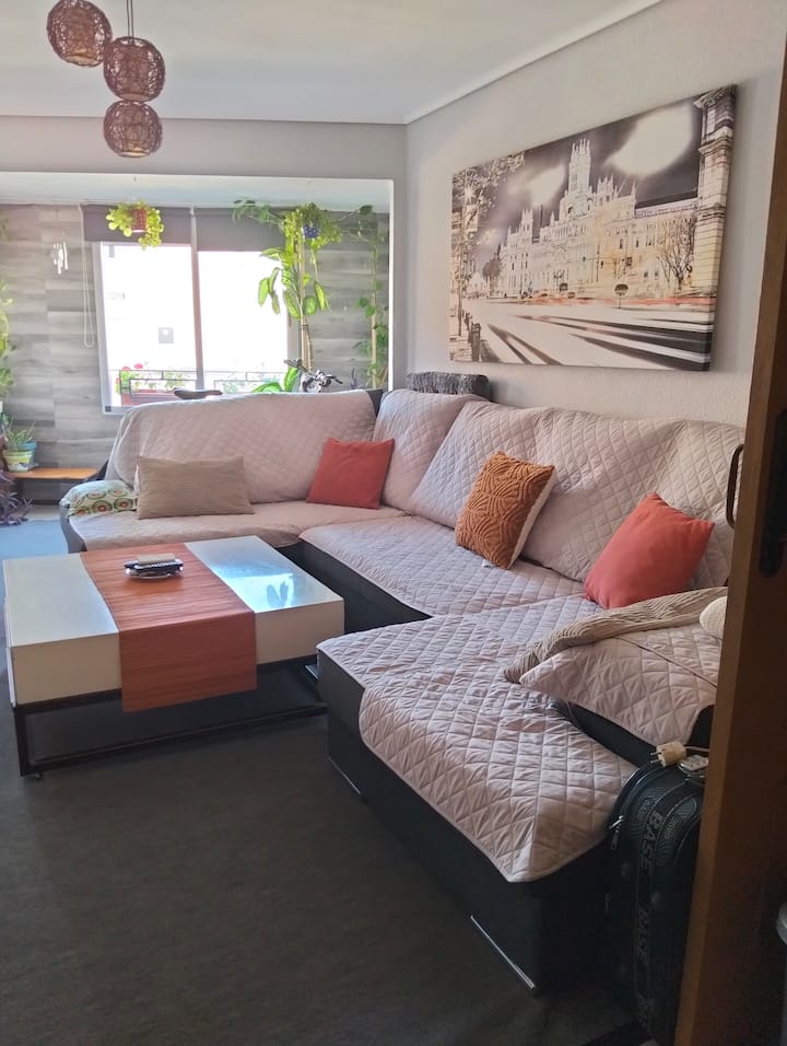 Habitación En Piso Compartido, Cerca De La Playa - Benicàssim