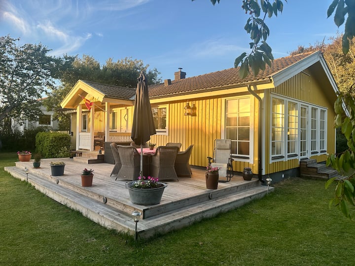 Drömsemester I Strandnära Hus. - Mellbystrand